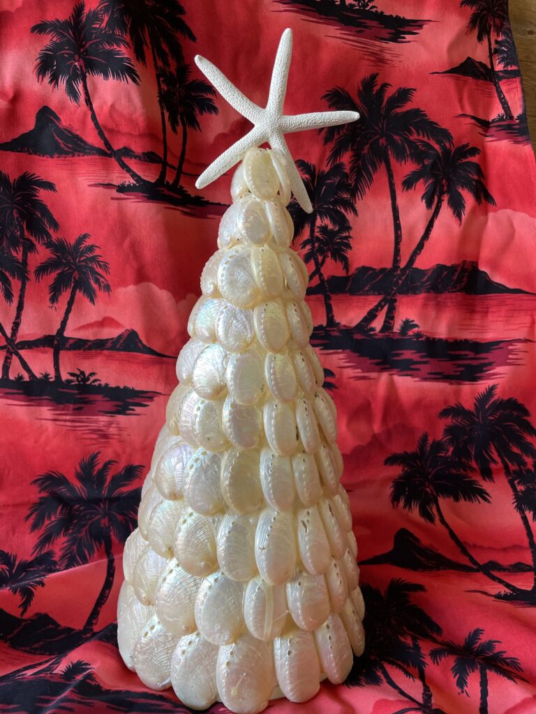 Tabletop Sea shell Christmas tree - Polynesian Designs